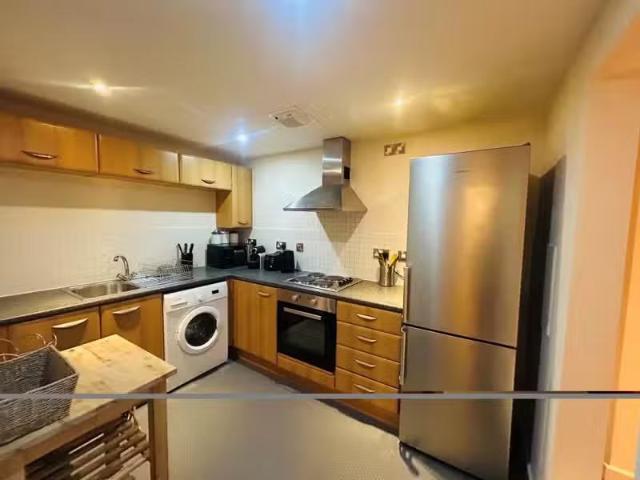 1 bedroom apartment for rent in Avoca Court, B12