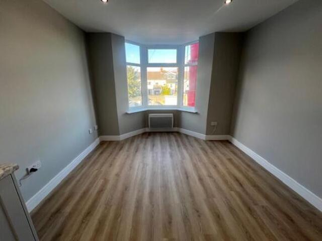 1 bedroom apartment for rent in Albany Road, Cardiff City, CF24