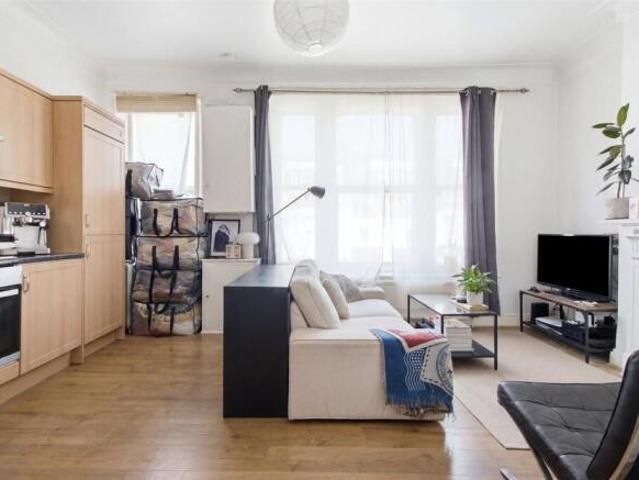 1 bedroom apartment for rent in Albion Road, London, N16