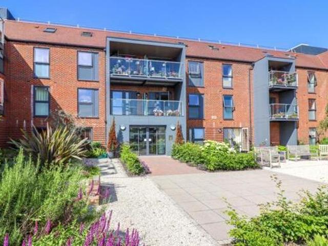 1 Bedroom Apartment For Rent In Alresford, Hampshire