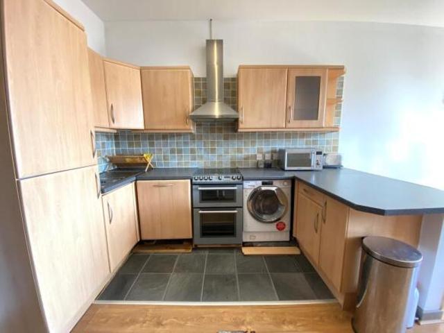 1 bedroom apartment for rent in Amazon Lofts, B1