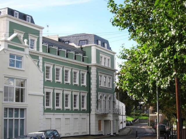 1 bedroom apartment for rent in Apartment 13 Clarendon Royal Hotel DA12