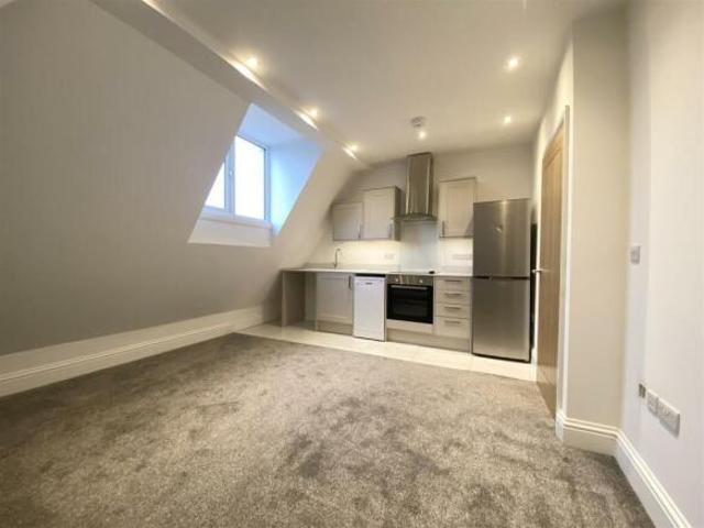 1 bedroom apartment for rent in Apartment 10, Long Lane, Huddersfield, HD5