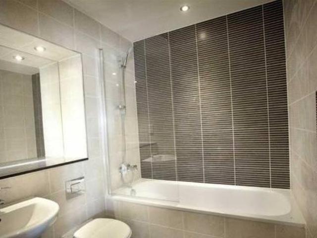 1 bedroom apartment for rent in Apartment 1 124 The Rock BL9