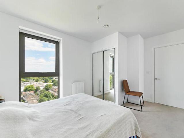 1 bedroom apartment for rent in Apex Gardens, Seven Sisters London N15