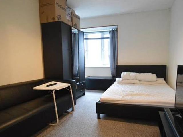 1 bedroom apartment for rent in Apollo House Illustrious Close Chatham ME5