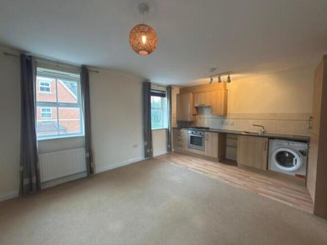 1 bedroom apartment for rent in Appledore Road, Bedford, MK40