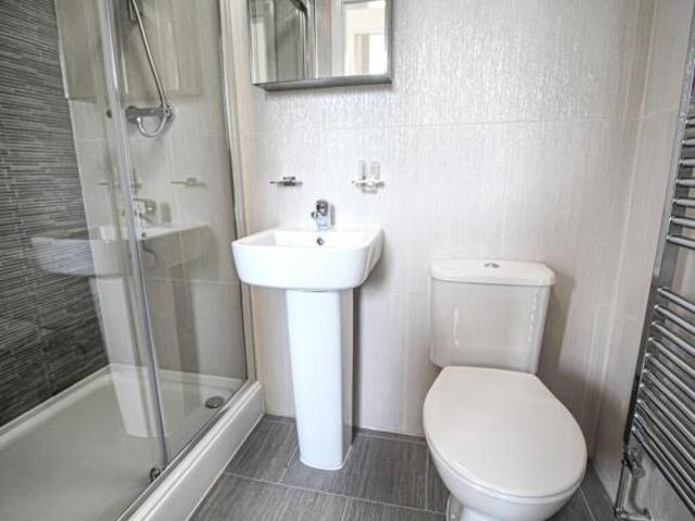 1 bedroom apartment for rent in Apt 6, Fairbairn Residence #972894, LS2