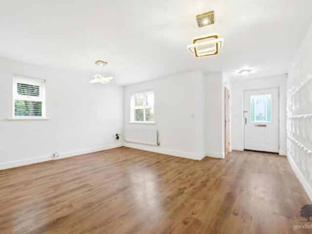 1 bedroom apartment for rent in Aragon Place, Morden, SM4
