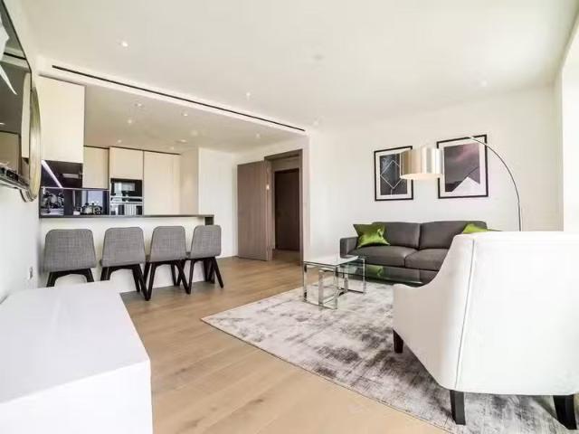 1 bedroom apartment for rent in Ariel House, 144 Vaughan Way.
