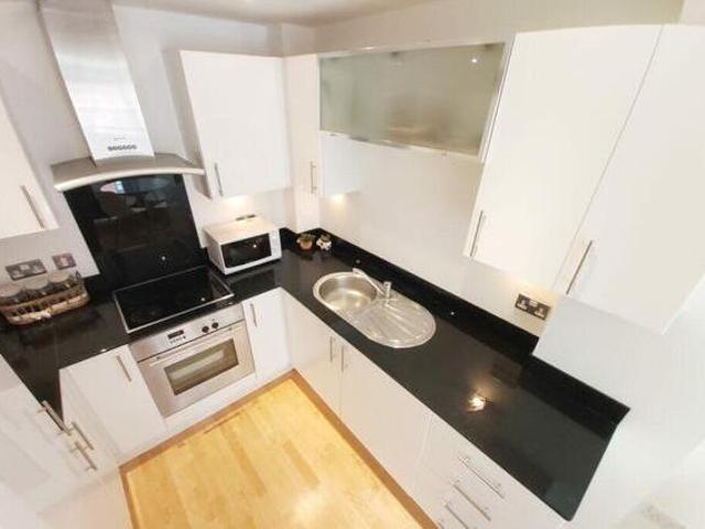 1 Bedroom Apartment For Rent In Armouries Way, Leeds