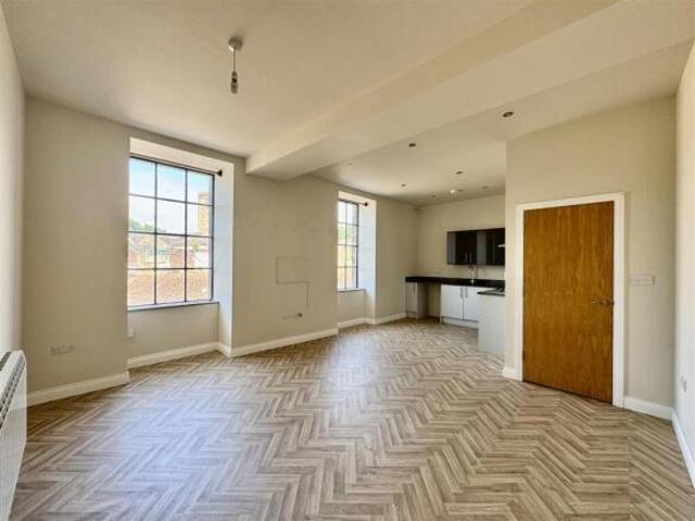 1 bedroom apartment for rent in Armitage House, Dowker Street, Huddersfield, HD3 4JB, HD3