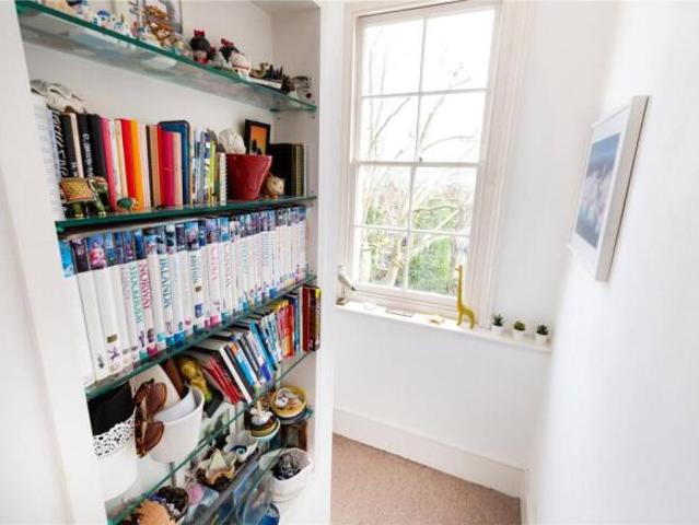 1 bedroom apartment for rent in Arundel Square, London, N7