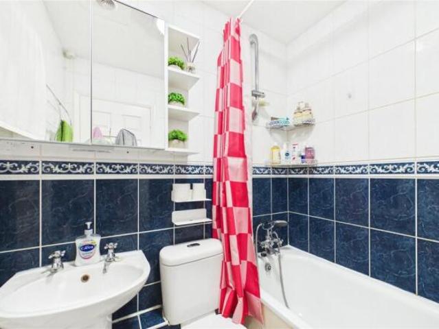 1 bedroom apartment for rent in Ashmere Close, Calcot, Reading, Berkshire, RG31