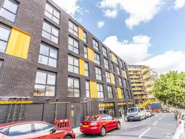 1 bedroom apartment for rent in B1 Apartments, Helena Street.