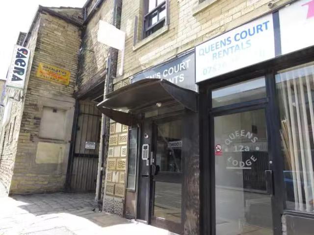 1 bedroom apartment for rent in Bull Close Lane, HALIFAX, HX1