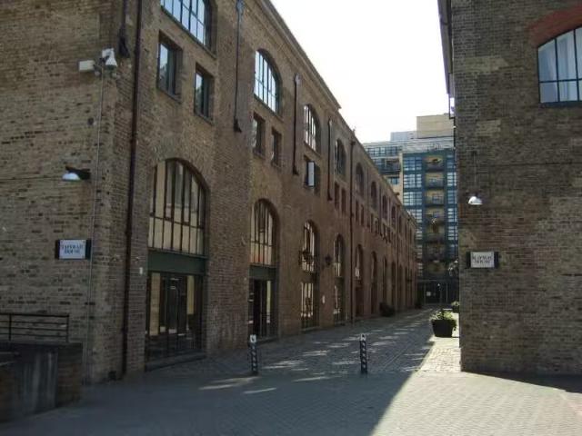 1 bedroom apartment for rent in Burrells Wharf Square, London.