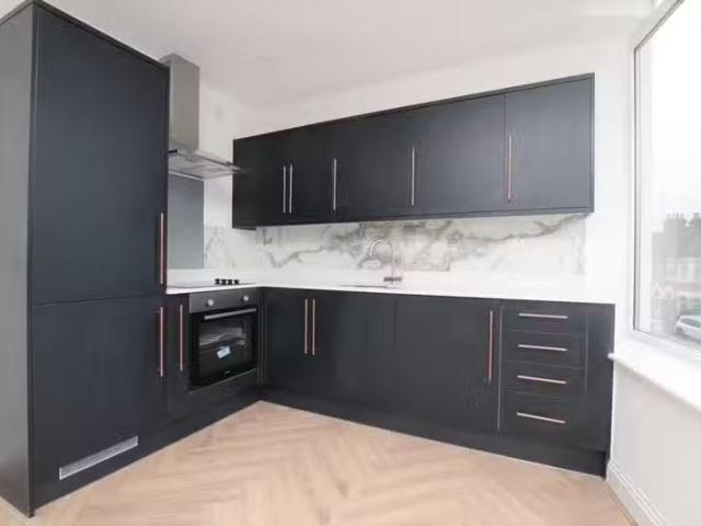1 bedroom apartment for rent in Bains Apartments, High Road, I.