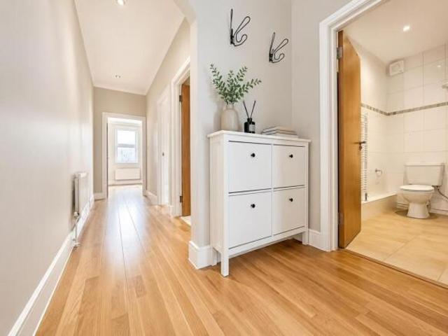 1 bedroom apartment for rent in Balham Grove, London, SW12 8AY, SW12