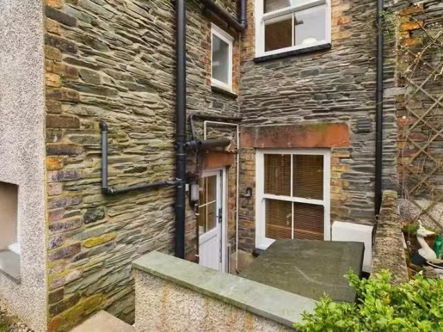1 bedroom apartment for rent in Basement Flat, 23 Church Stree.