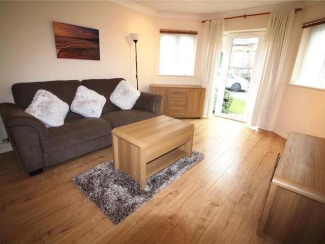 1 bedroom apartment for rent in Basildon House, Iliffe Close, Reading, Berkshire, RG1