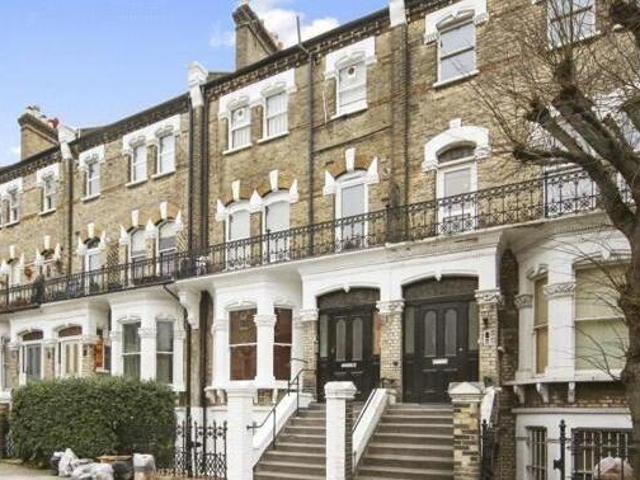 1 Bedroom Apartment For Rent In Barons Court, London
