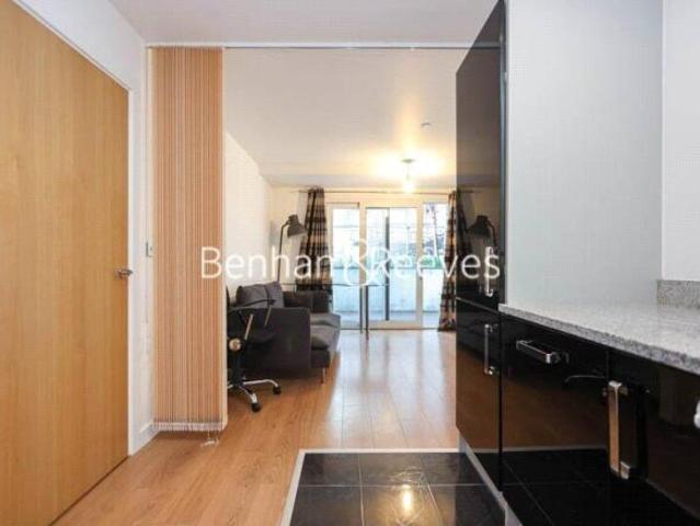 1 bedroom apartment for rent in Barge Walk, London, SE10