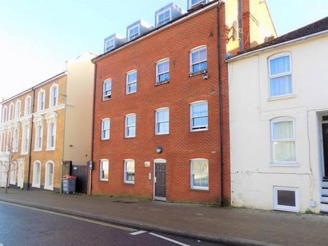 1 bedroom apartment for rent in Barrack Road Aldershot GU11