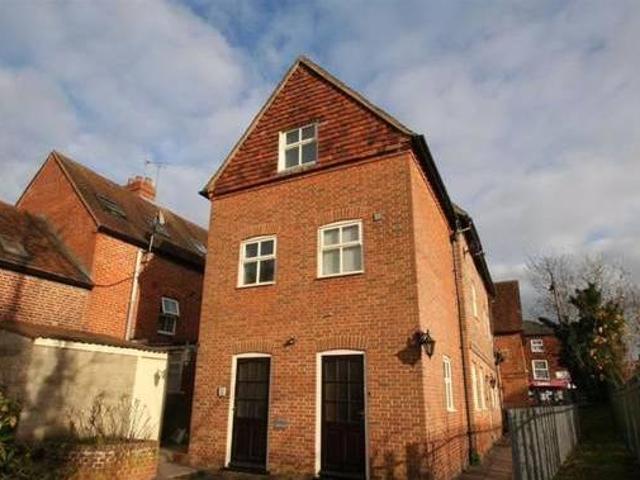 1 bedroom apartment for rent in Bartholomew Street RG14
