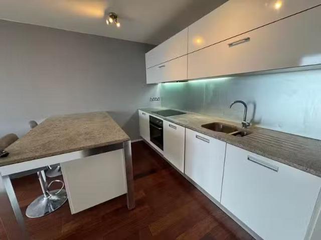 1 bedroom apartment for rent in Beetham Tower, B1