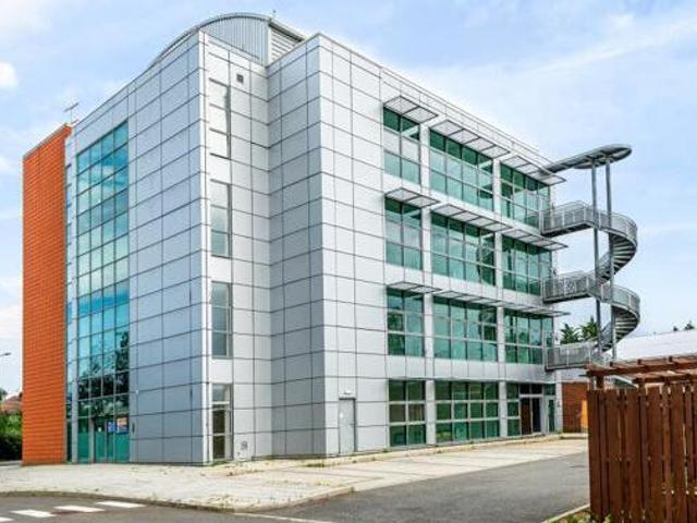 1 Bedroom Apartment For Rent In Berkshire