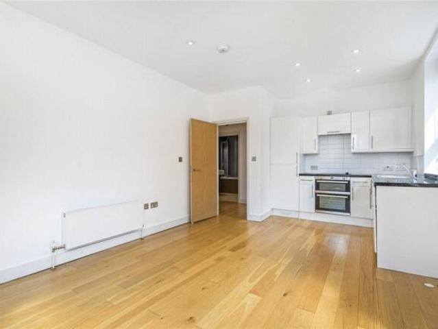 1 bedroom apartment for rent in Berwick Street, London, W1F