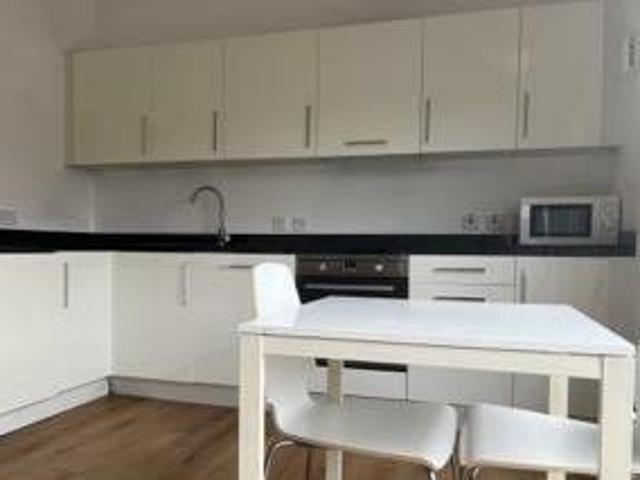 1 Bedroom Apartment For Rent In Bexley Square, Saldord