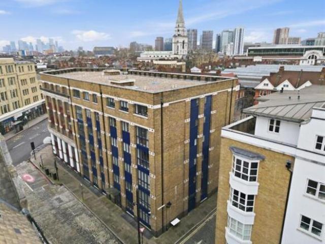 1 bedroom apartment for rent in Bishops Court, Folgate Street, E1