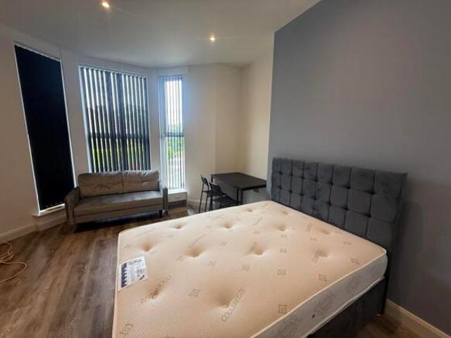 1 bedroom apartment for rent in Birkby Lodge Road, HUDDERSFIELD, HD2