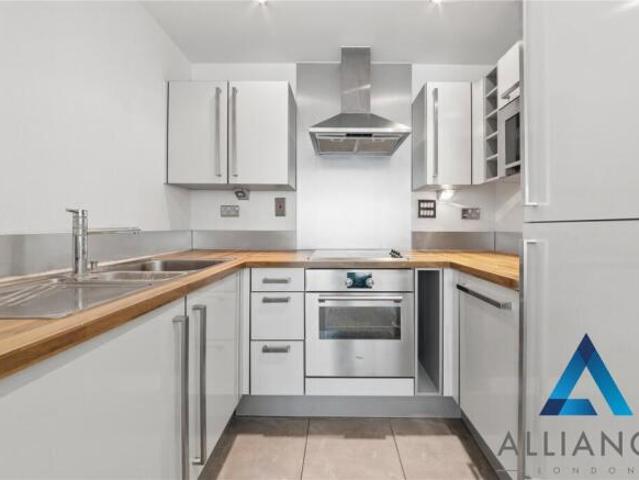 1 bedroom apartment for rent in Blackwall Way, London, E14