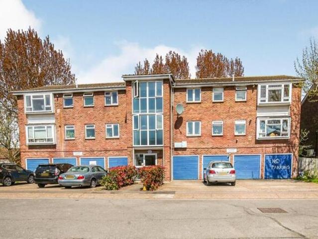 1 bedroom apartment for rent in Bledlow Close, London, SE28