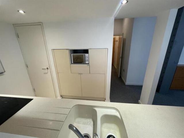 1 bedroom apartment for rent in Bloom Street The Village, M1