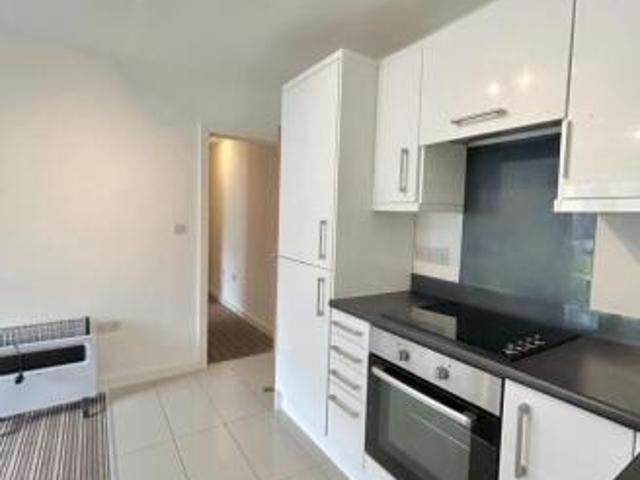 1 bedroom apartment for rent in Block A Richmond Village, Richmond Road, Roath, Cardiff, CF24