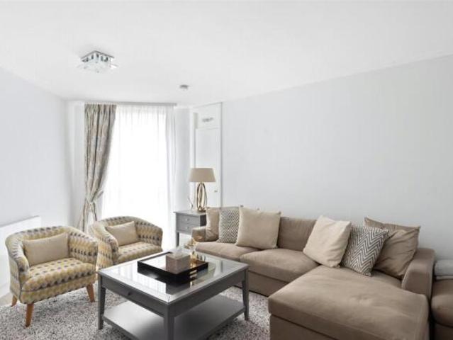 1 bedroom apartment for rent in Blythe Road, London, W14