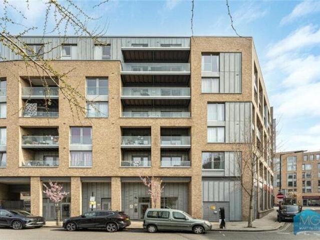 1 bedroom apartment for rent in Boleyn Road, Dalston, London, N16