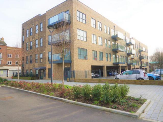 1 bedroom apartment for rent in Bowerman Court, Bucknall Place, Hertfordshire, WD19