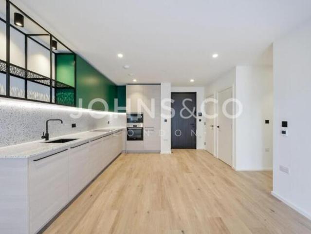 1 bedroom apartment for rent in Bowline House, Heron Wharf, London, E14