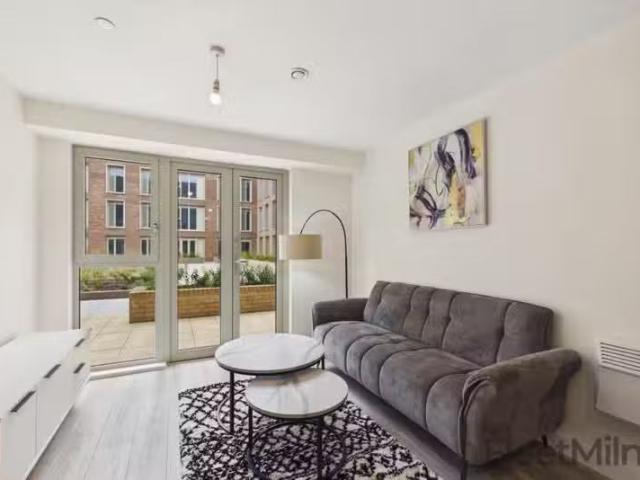 1 bedroom apartment for rent in Boulevard Green, 642 Bristol S.