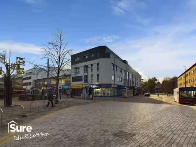 1 bedroom apartment for rent in Bridge Court, Bridge Street, H.