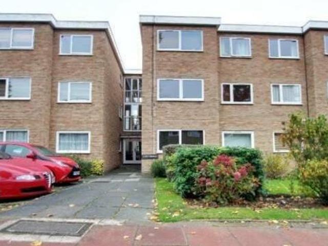 1 bedroom apartment for rent in Bromley Grove Bromley BR2