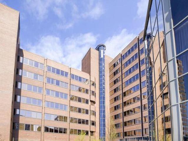 1 Bedroom Apartment For Rent In Broad Street