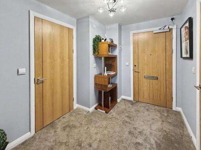 1 bedroom apartment for rent in Broadfield Court, Park View Road, Prestwich, M25