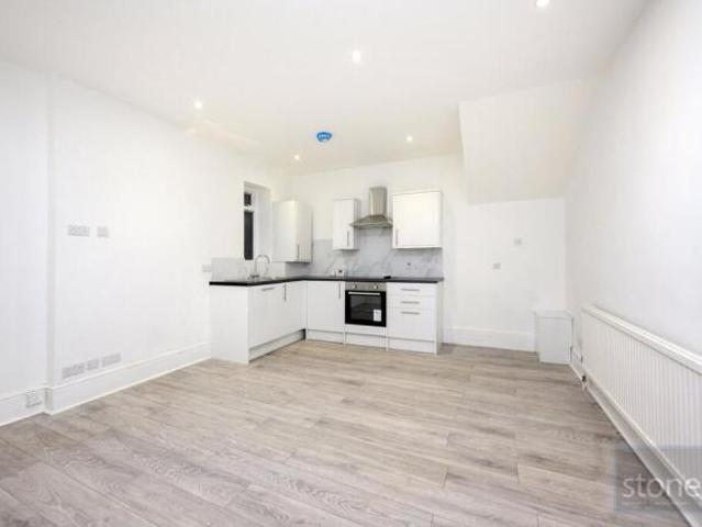 1 bedroom apartment for rent in Broadhurst Gardens, South Hampstead, London, NW6