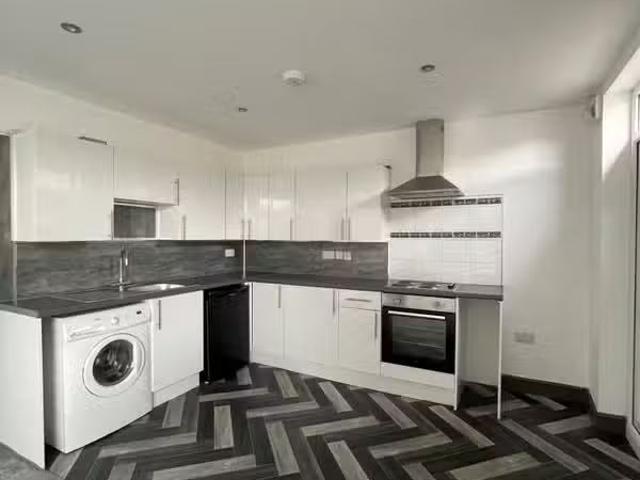 1 bedroom apartment for rent in Broadway Courtyard, BB9